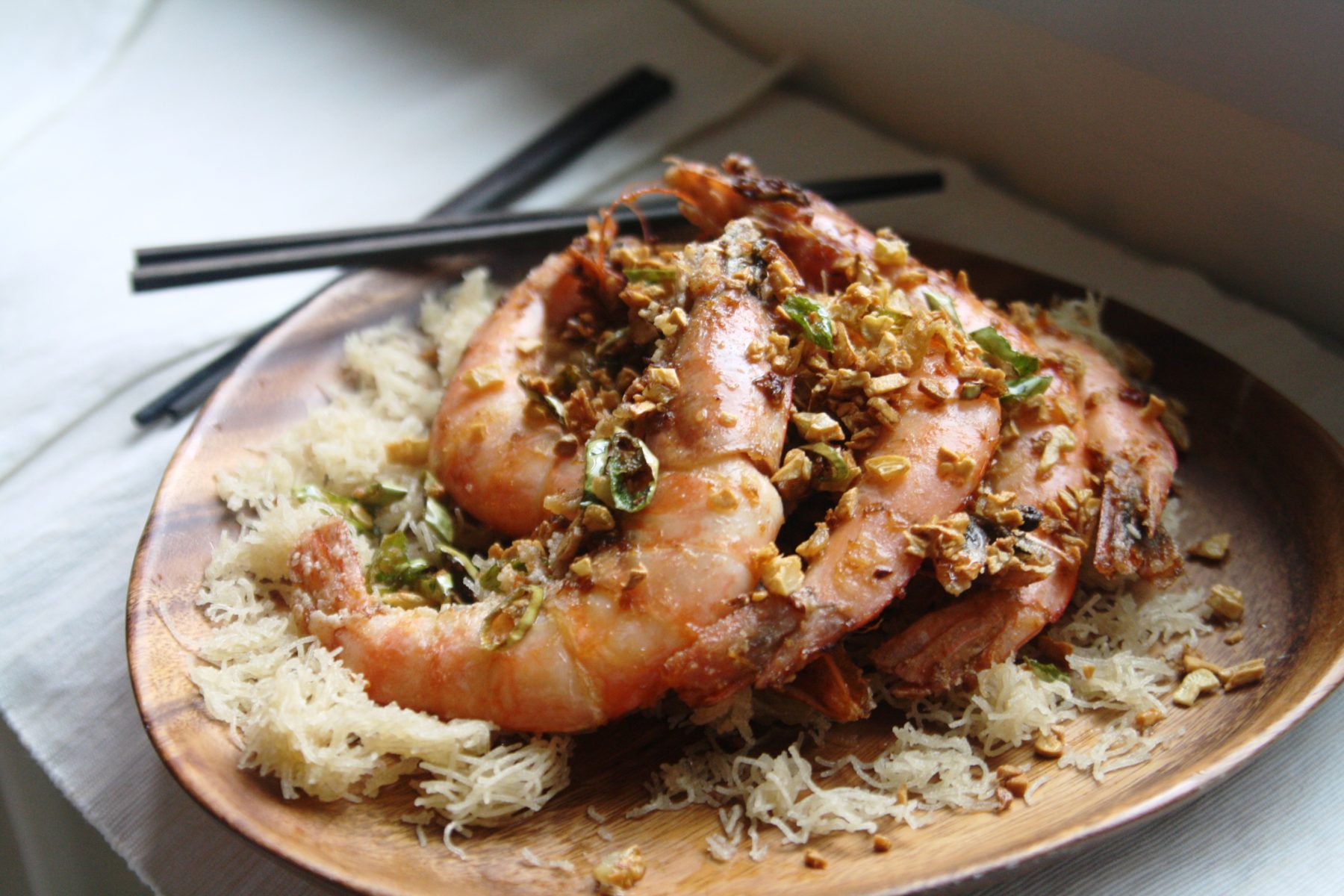 Cantonese Style Garlic Chili Prawns {Hong Kong Bei Fung Tong Prawns ...