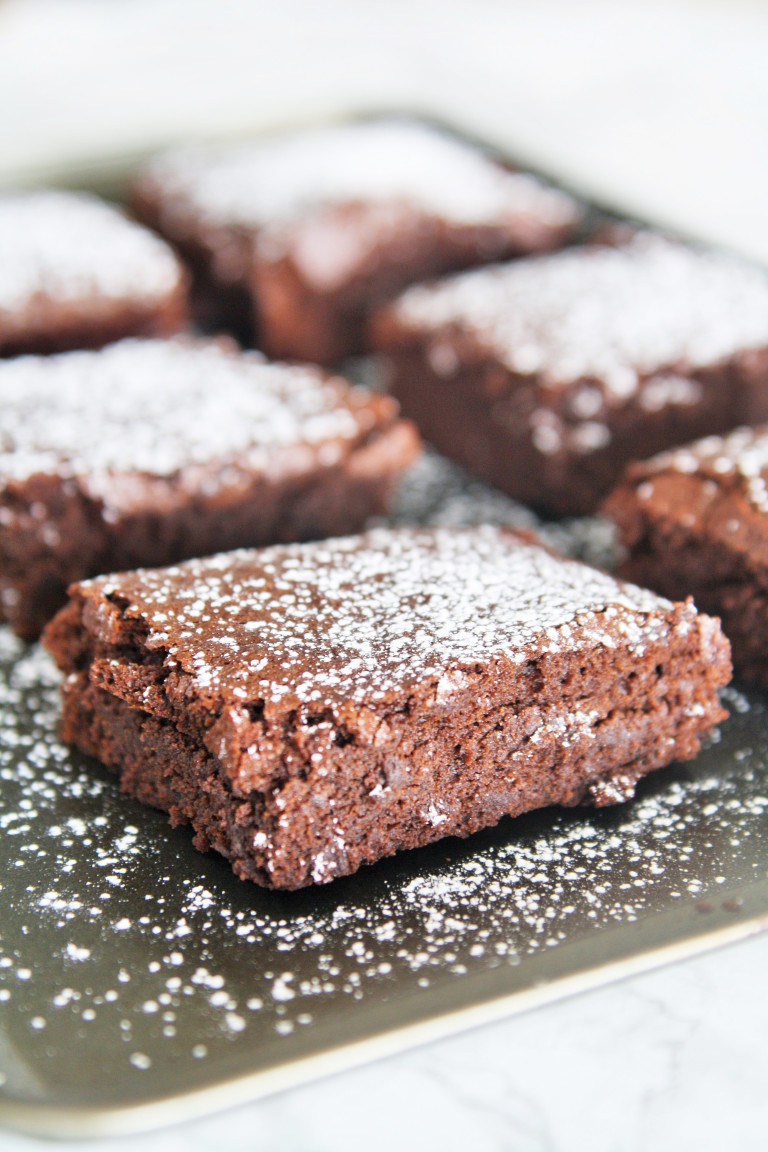 Thick and Chewy Fudge Brownies - The Tasty Bite