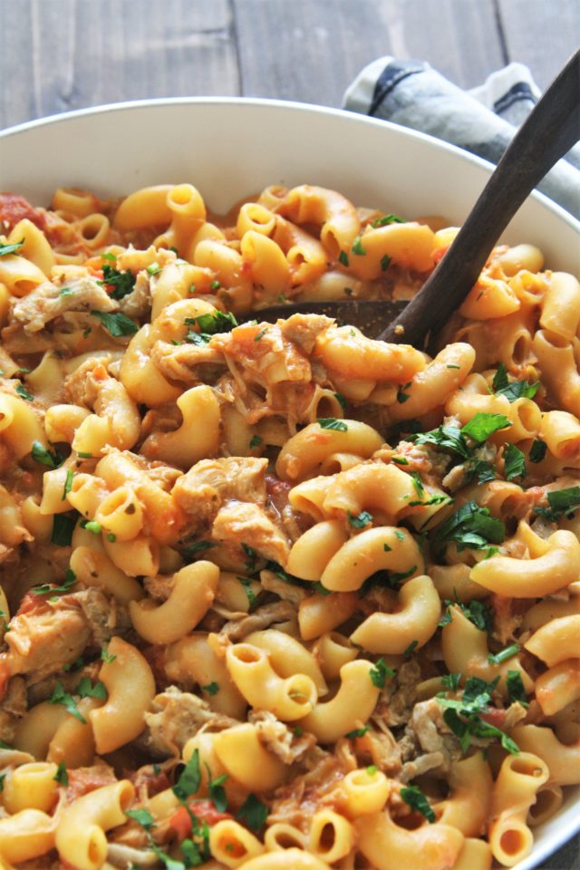 Creamy Chicken Tinga Pasta – The Tasty Bite