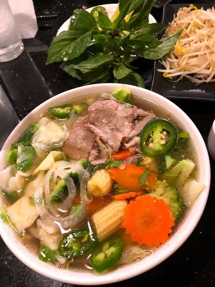 Best Beef Cuts for Vietnamese Pho: Brisket vs Flank Steak? – The Tasty Bite